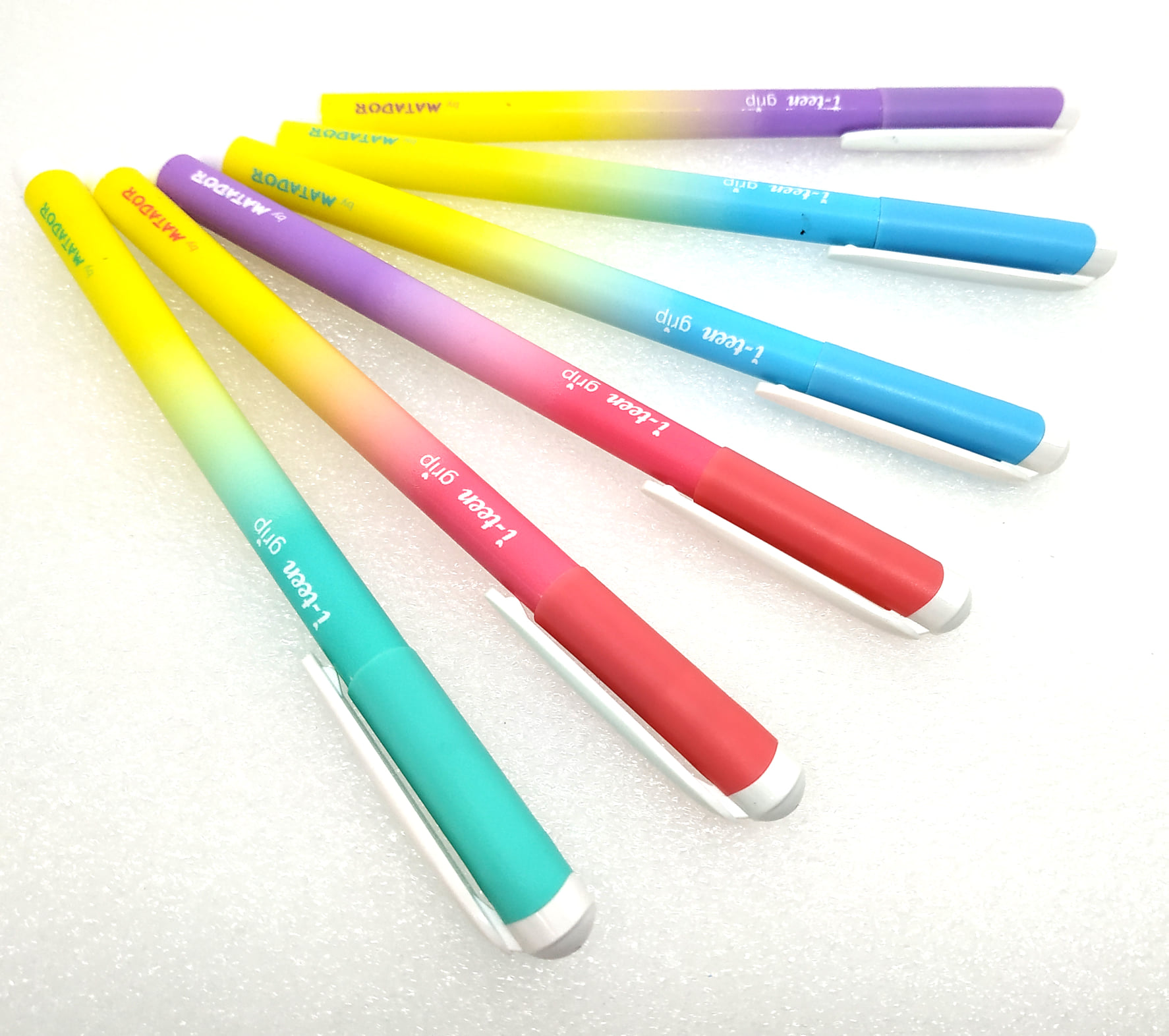 Matador 0.7mm i-teen Grip Ball Pen.